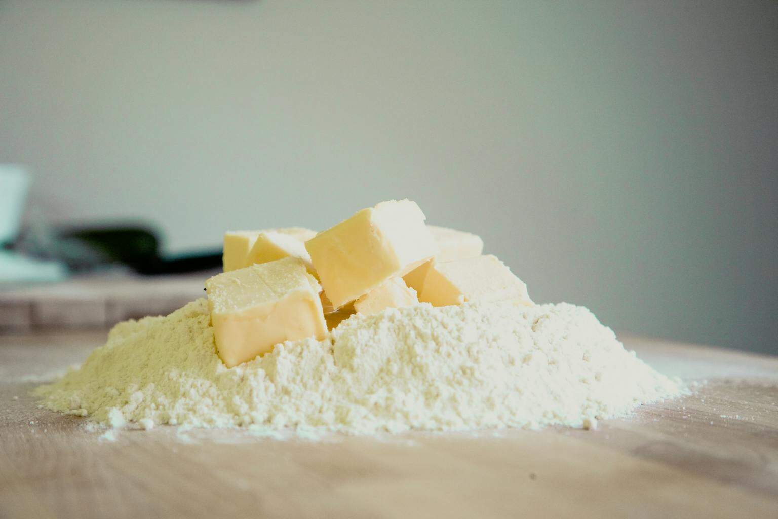 Why Creaming Butter and Sugar Matters (and How to Do It Right) - Night ...